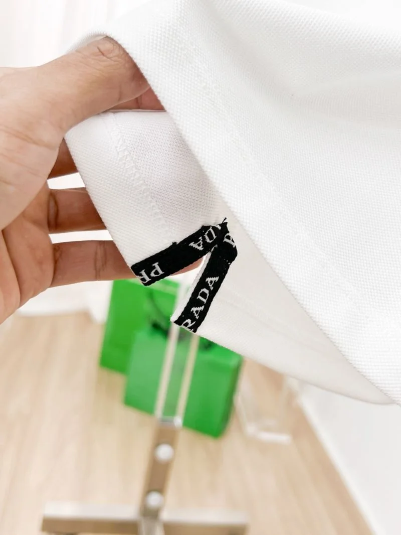 Factory-made Prada T-Shirts