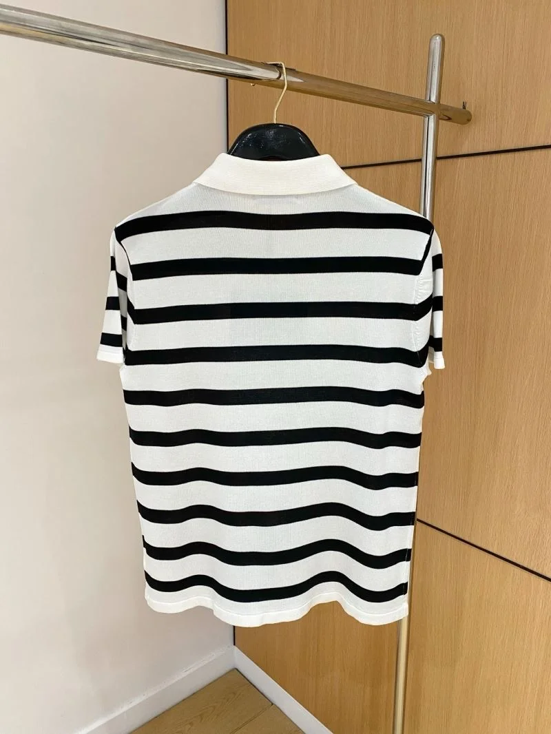 Cut-rate Prada T-Shirts