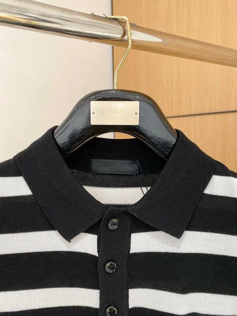 Inexpensive Prada T-Shirts
