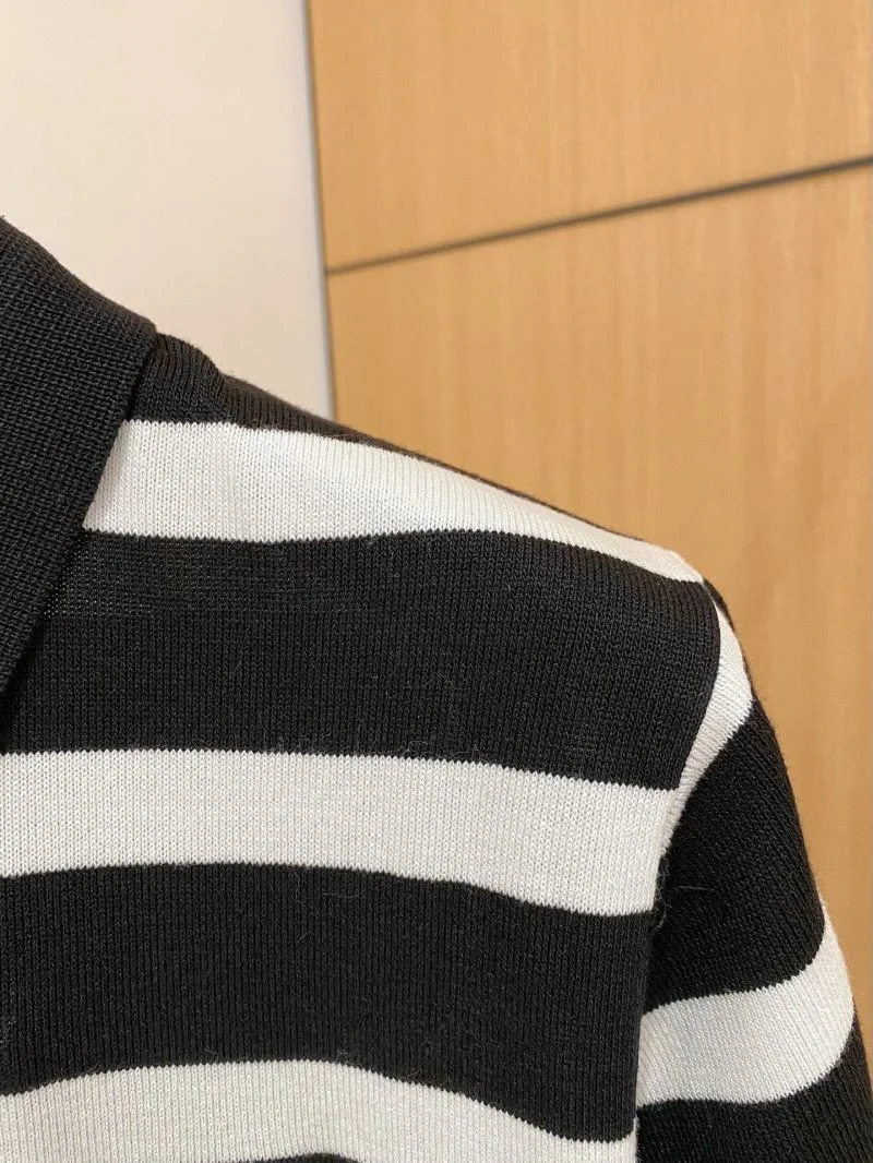 Inexpensive Prada T-Shirts
