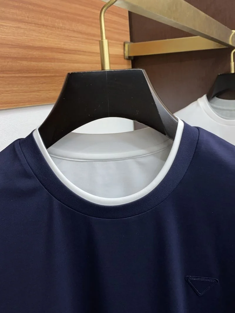 High fidelity Prada T-Shirts