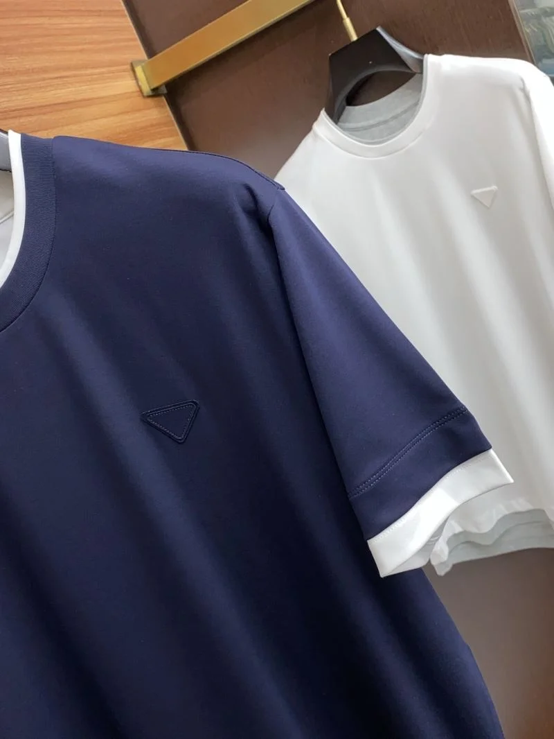 High fidelity Prada T-Shirts