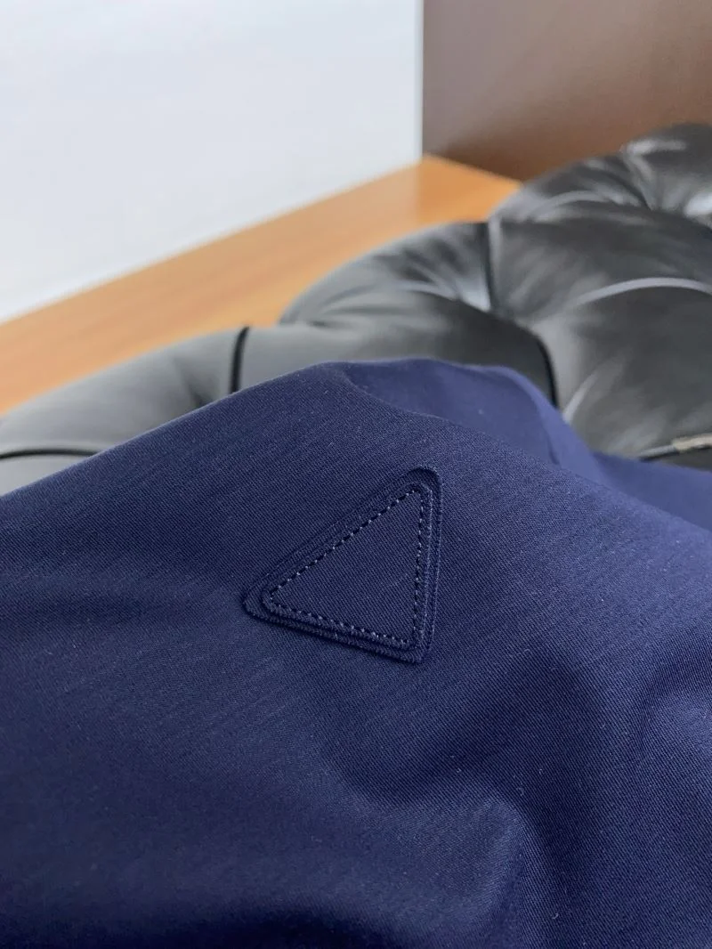 High fidelity Prada T-Shirts
