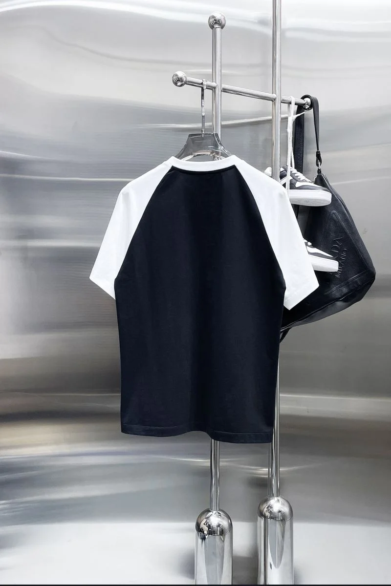 Bargain Prada T-Shirts