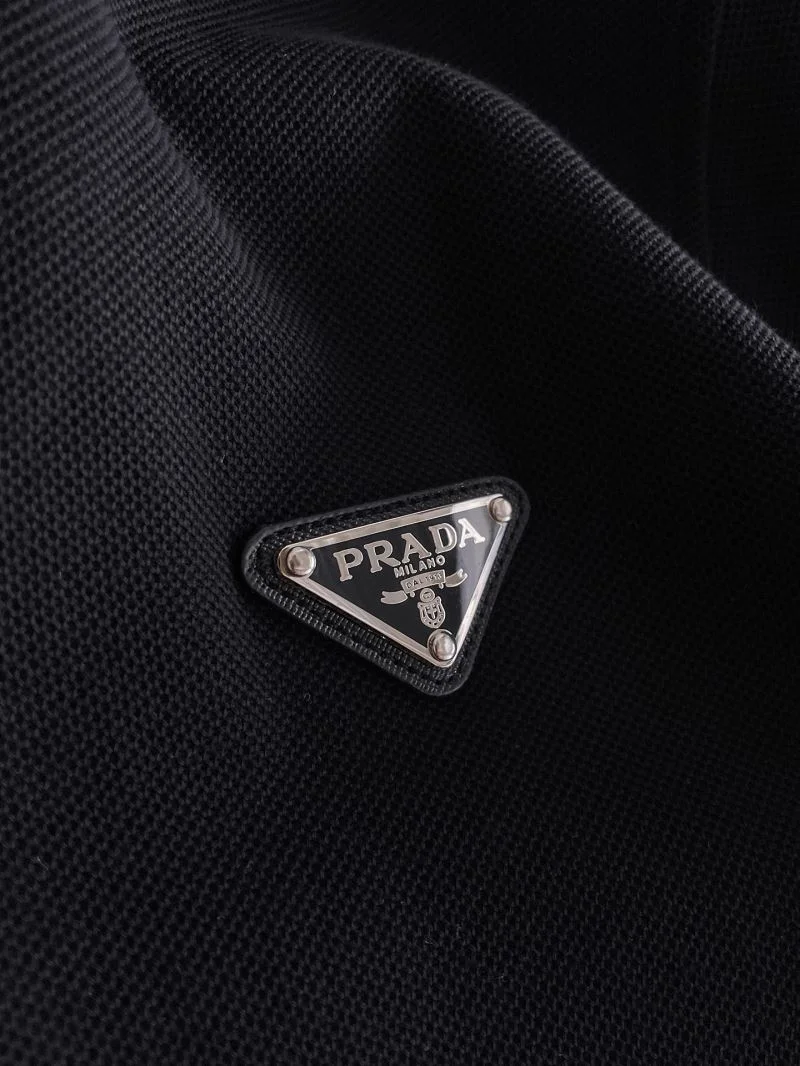 Low-cost Prada T-Shirts