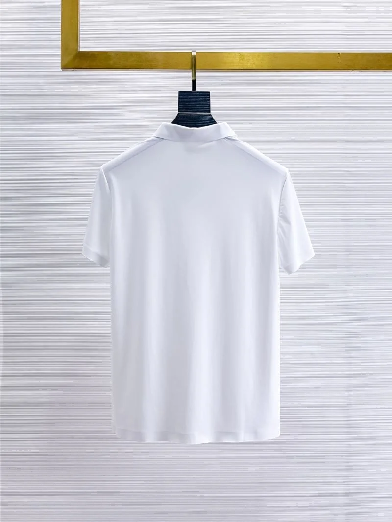High fidelity Prada T-Shirts