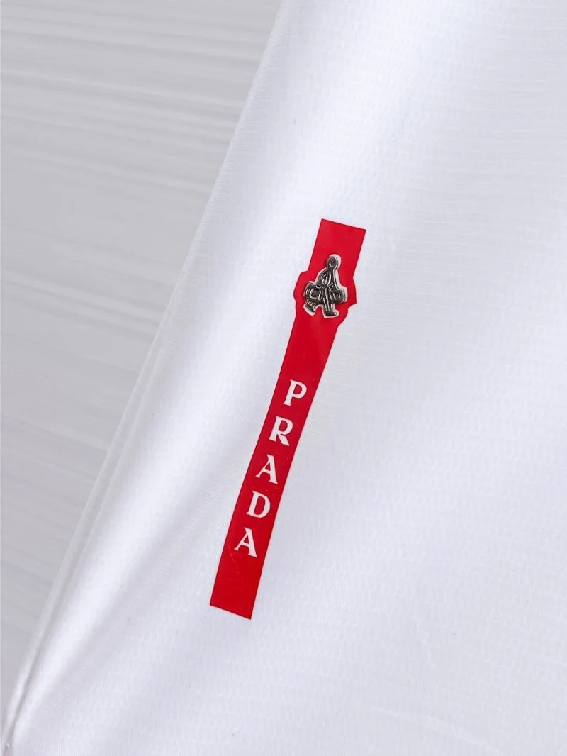 High fidelity Prada T-Shirts