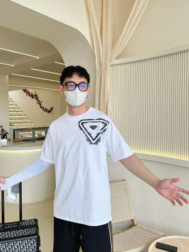 Economical Prada T-Shirts