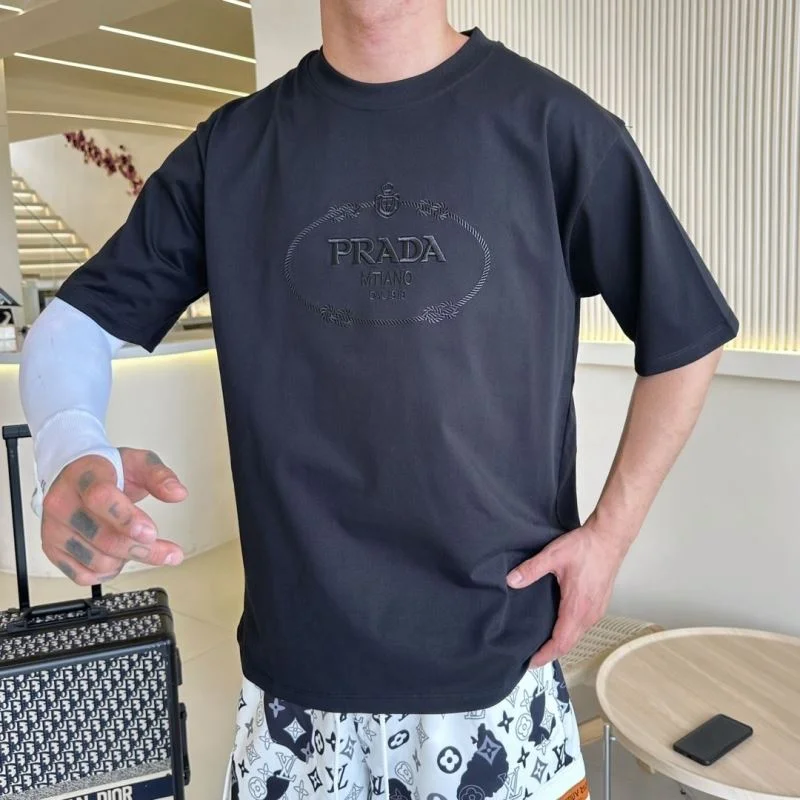 Cut-rate Prada T-Shirts