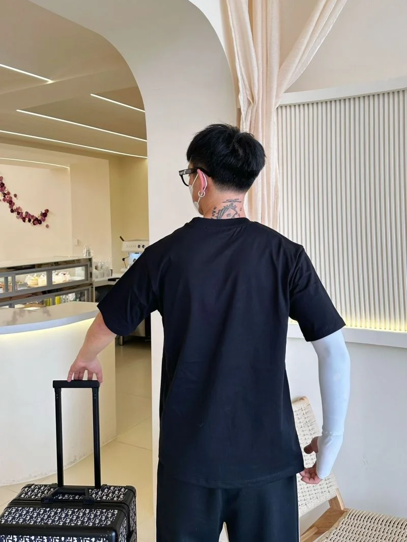 Indistinguishable Prada T-Shirts