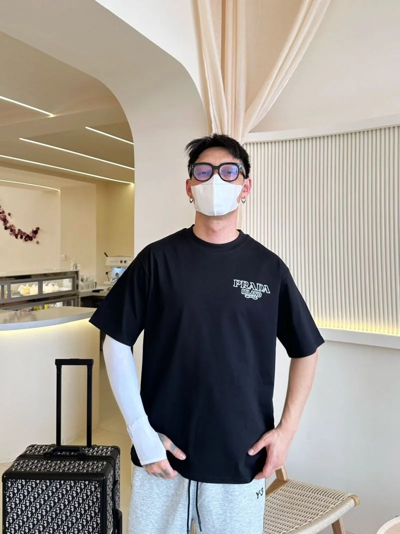 Affordable Prada T-Shirts