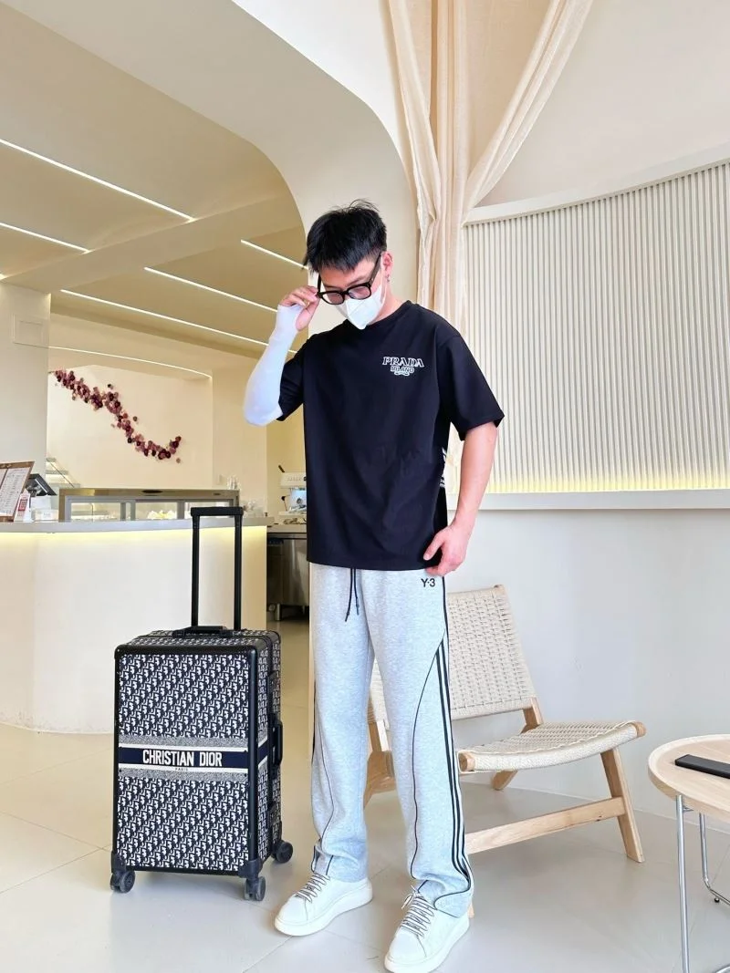 Affordable Prada T-Shirts
