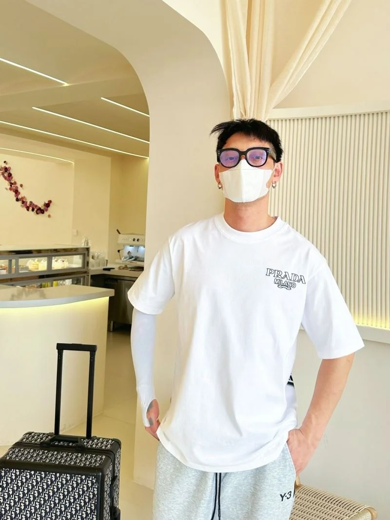Affordable Prada T-Shirts