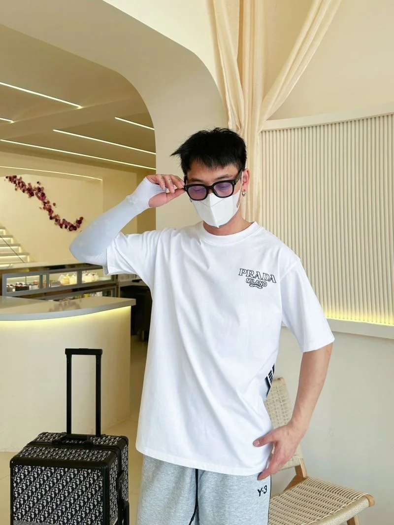 Affordable Prada T-Shirts