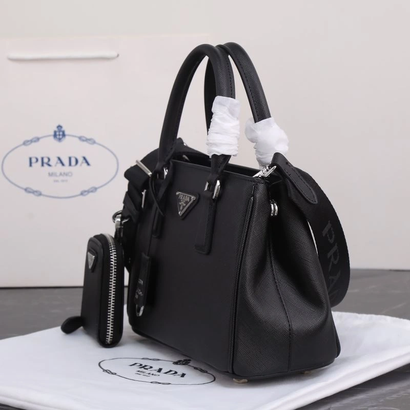 Accurate model Prada Top Handle Bags