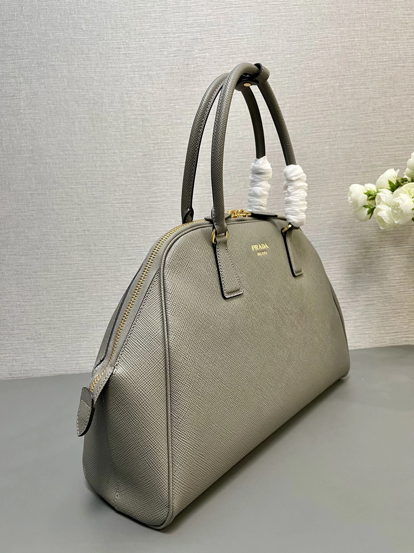 Accurate model Prada Top Handle Bags