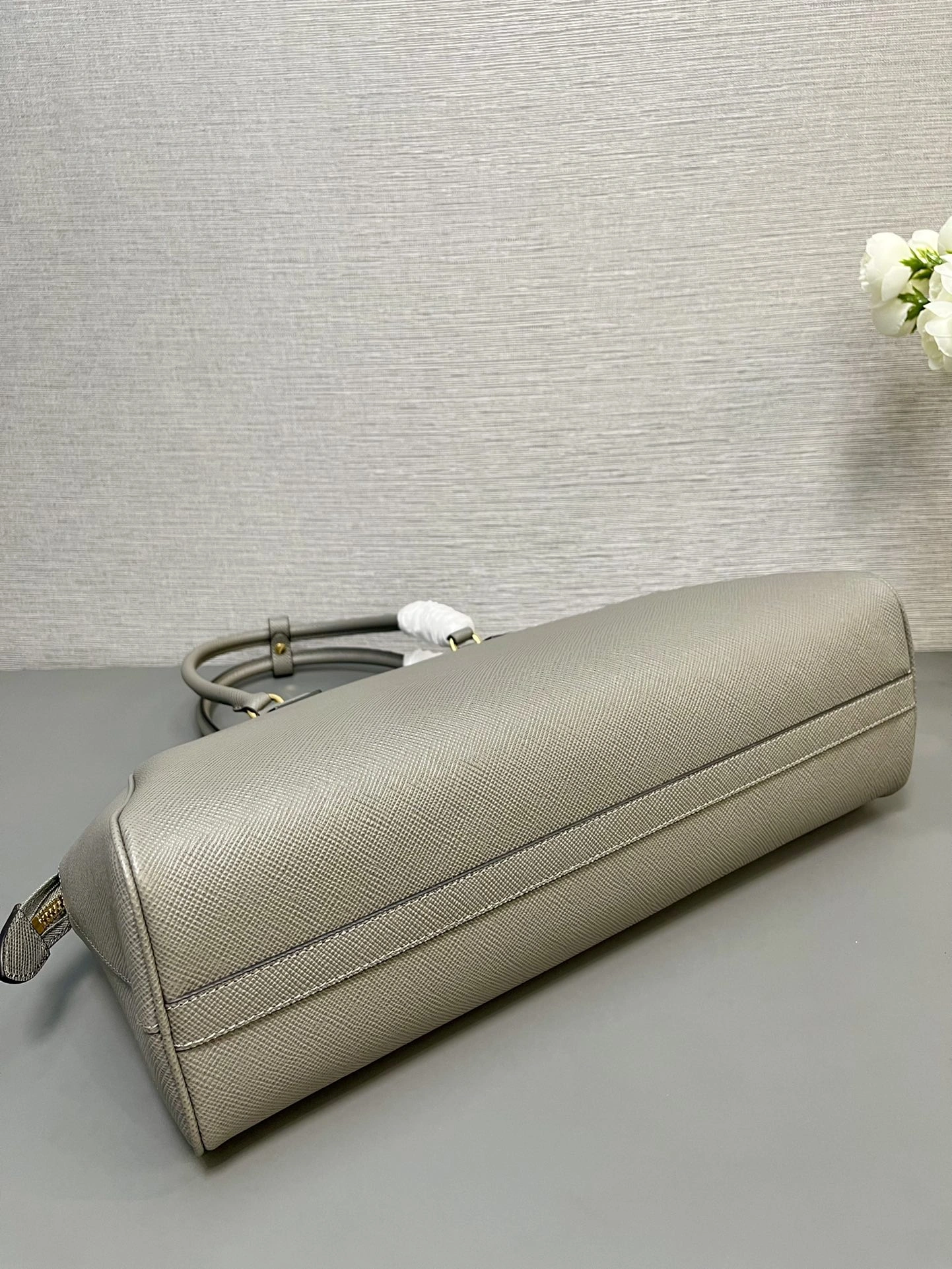 Accurate model Prada Top Handle Bags