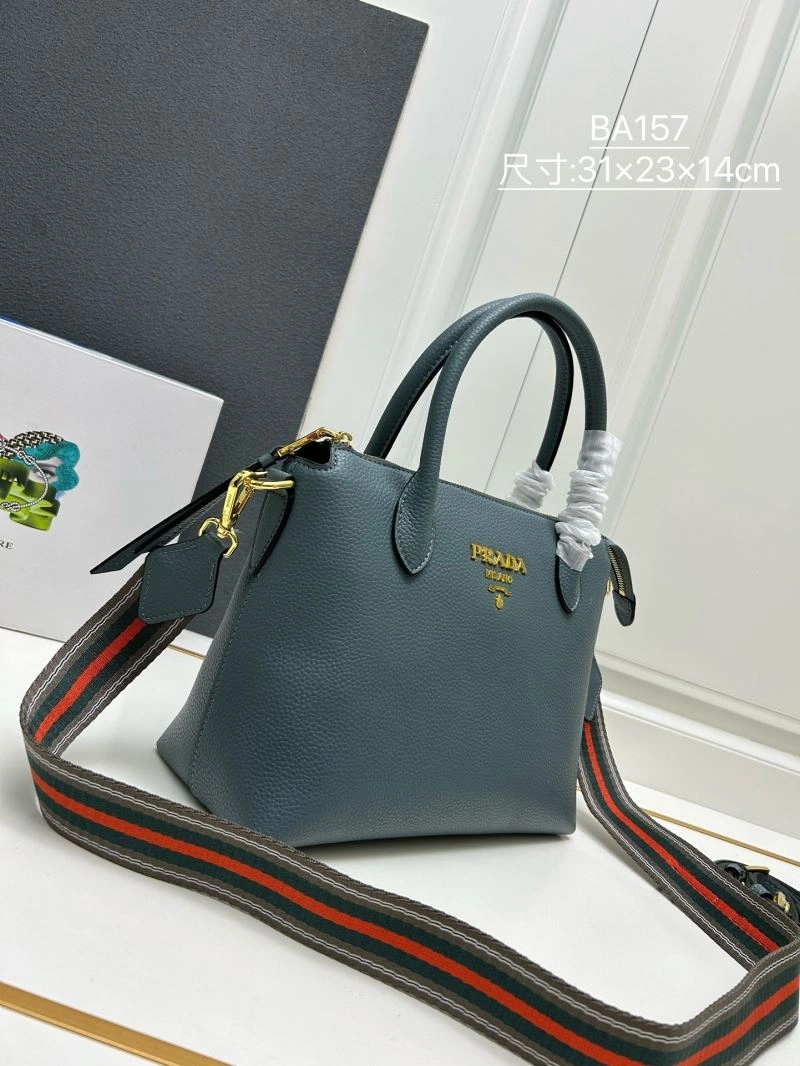 Accurate model Prada Top Handle Bags