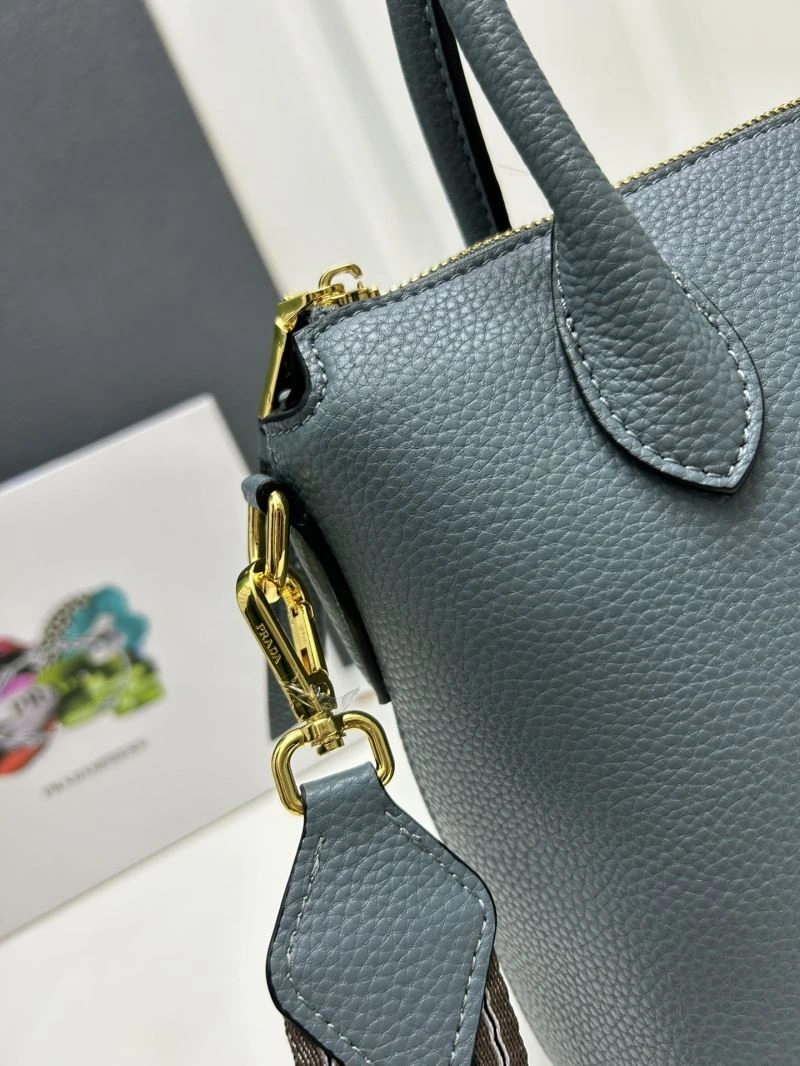 Accurate model Prada Top Handle Bags