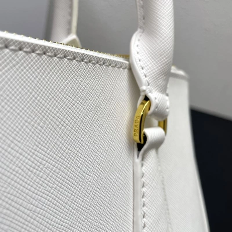 Accurate model Prada Top Handle Bags