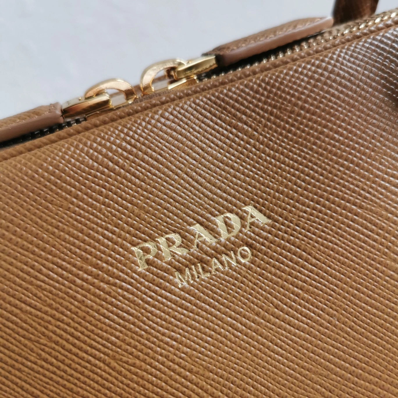 Accurate model Prada Top Handle Bags