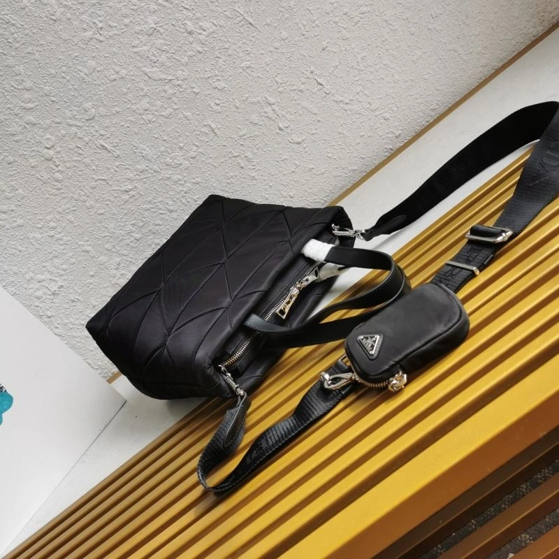 Accurate model Prada Top Handle Bags