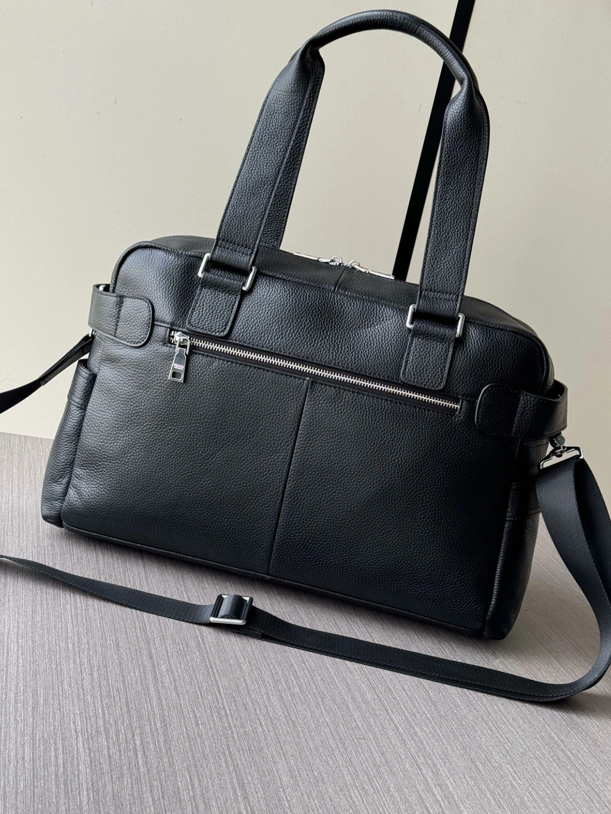 Low-cost Prada Travel Bags