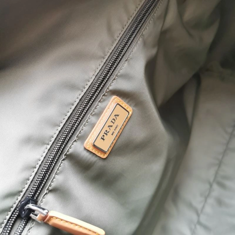 High accuracy Prada Travel Bags