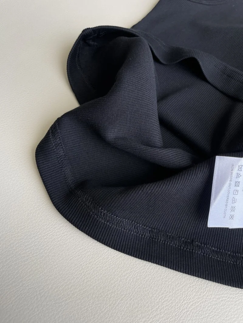 Top match Prada Vest