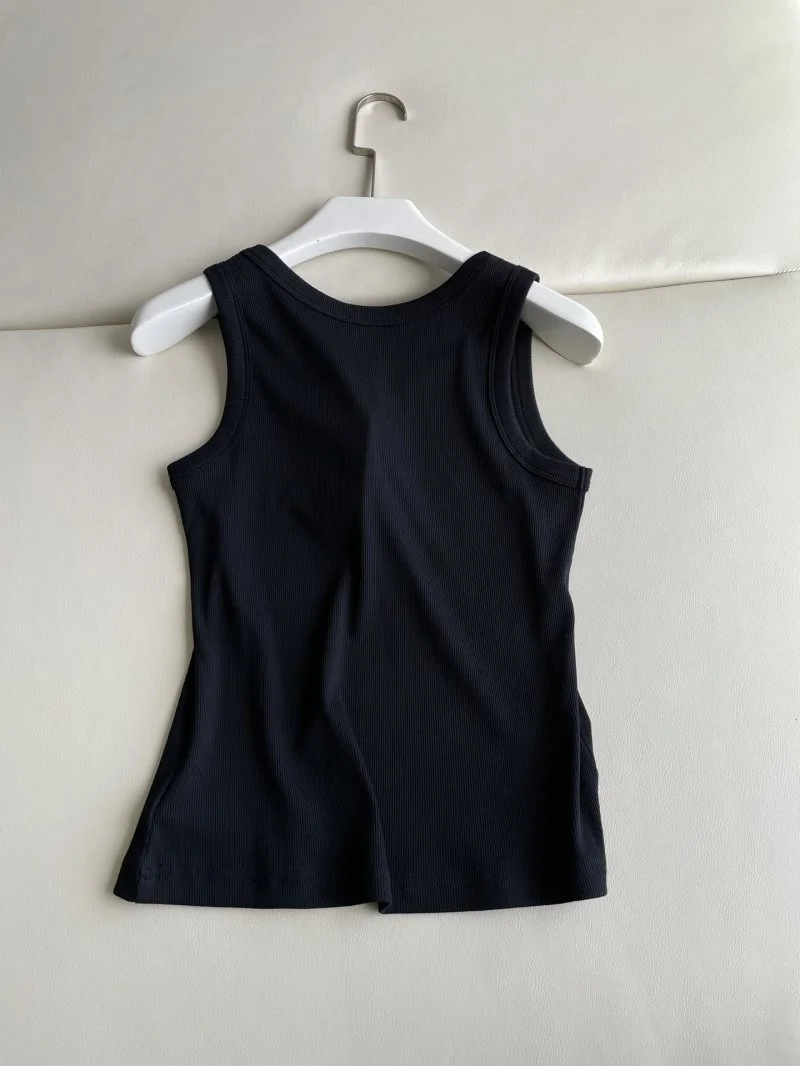 Top match Prada Vest