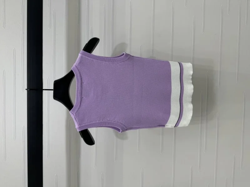 Accurate model Prada Vest