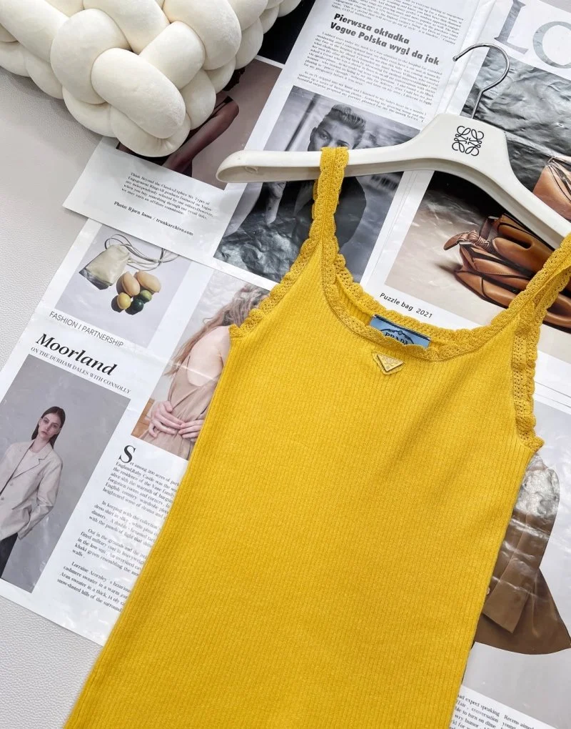 Low-cost Prada Vest