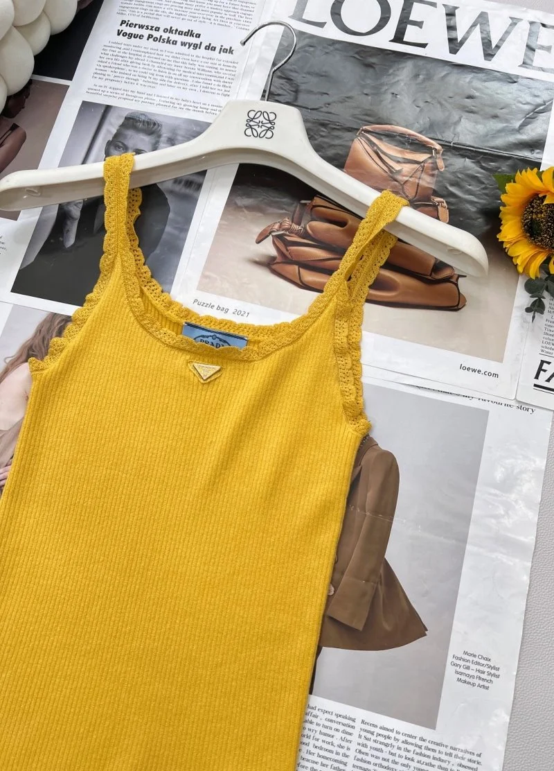 Low-cost Prada Vest