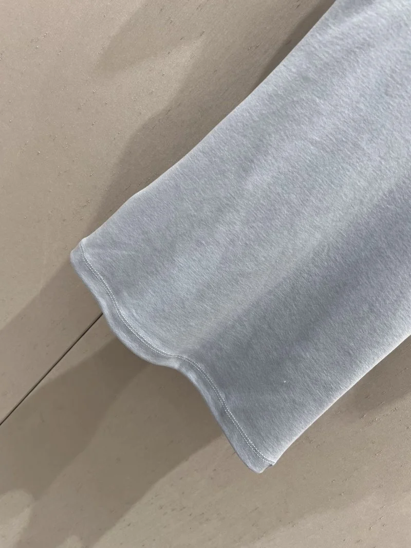 Accurate model Prada Vest