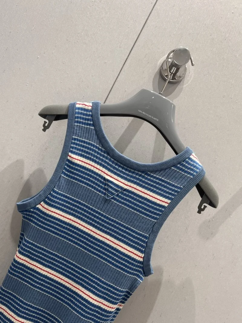 Low-cost Prada Vest