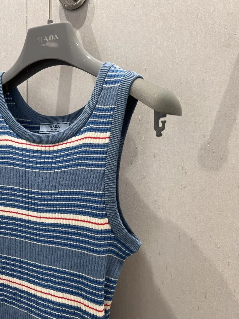 Low-cost Prada Vest