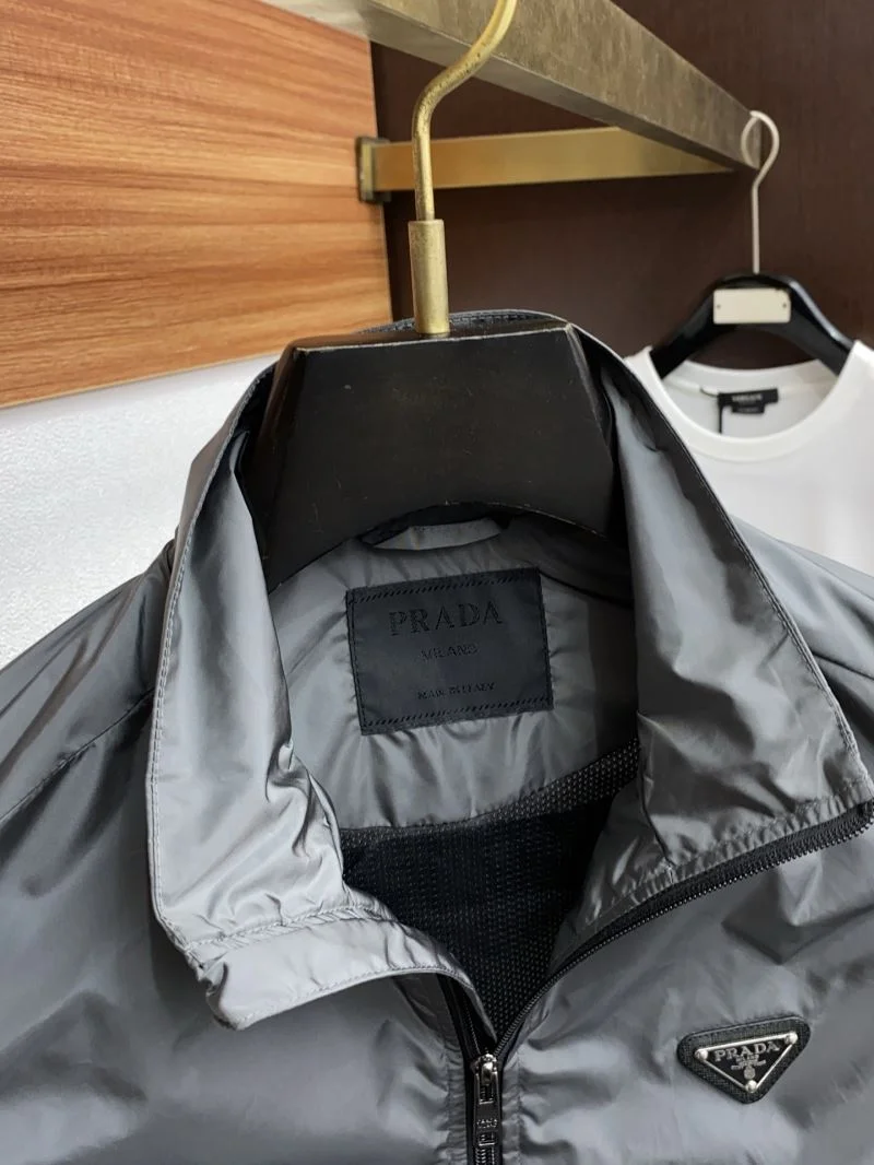 High fidelity Prada Vest