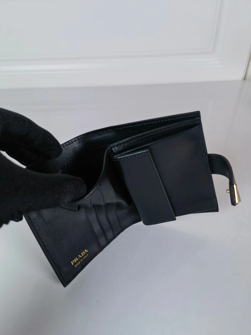 Brand-authenticated Prada Wallets Purse