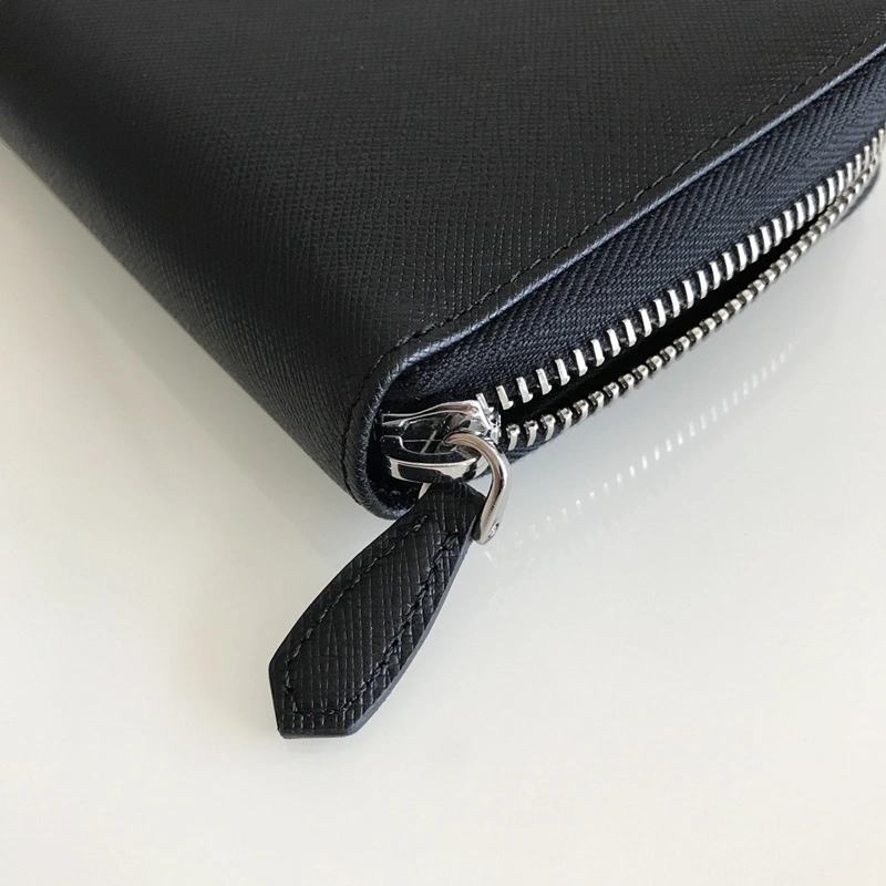 Indistinguishable Prada Wallets Purse