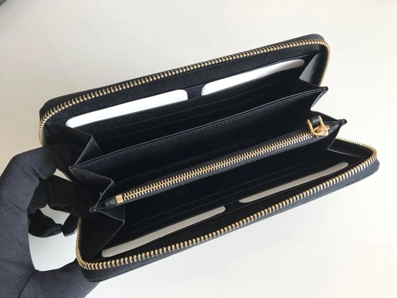 Economical Prada Wallets Purse
