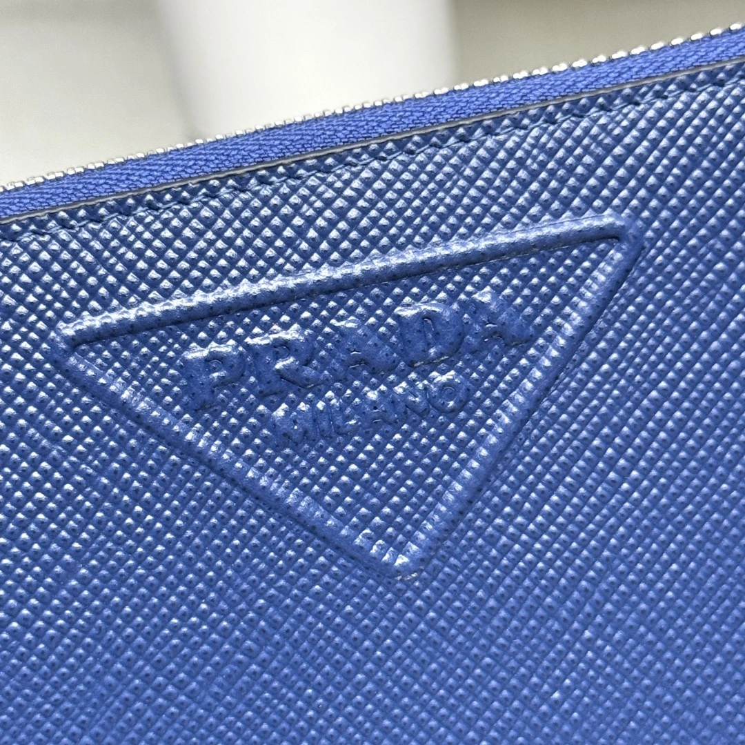 Reasonably priced Prada Wallets Purse