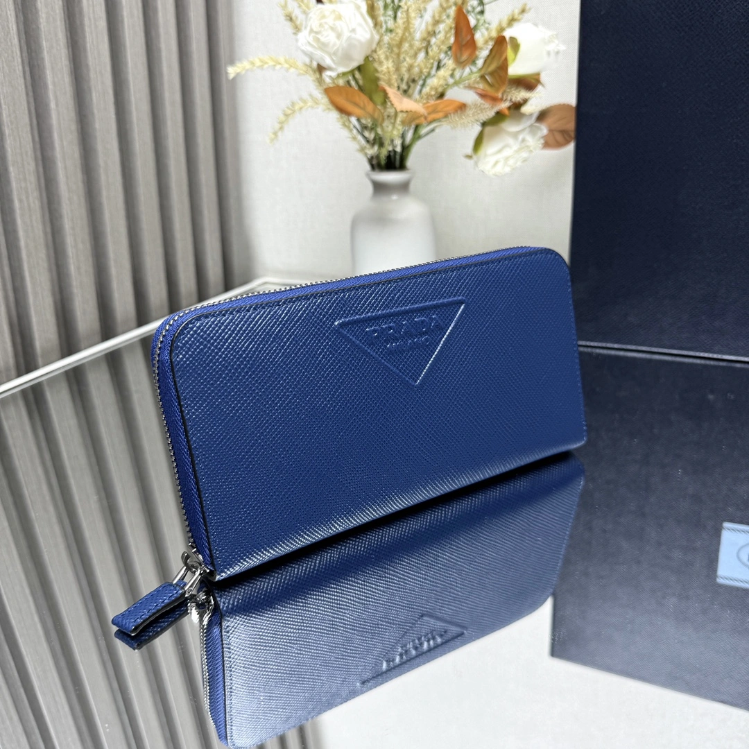 Reasonably priced Prada Wallets Purse