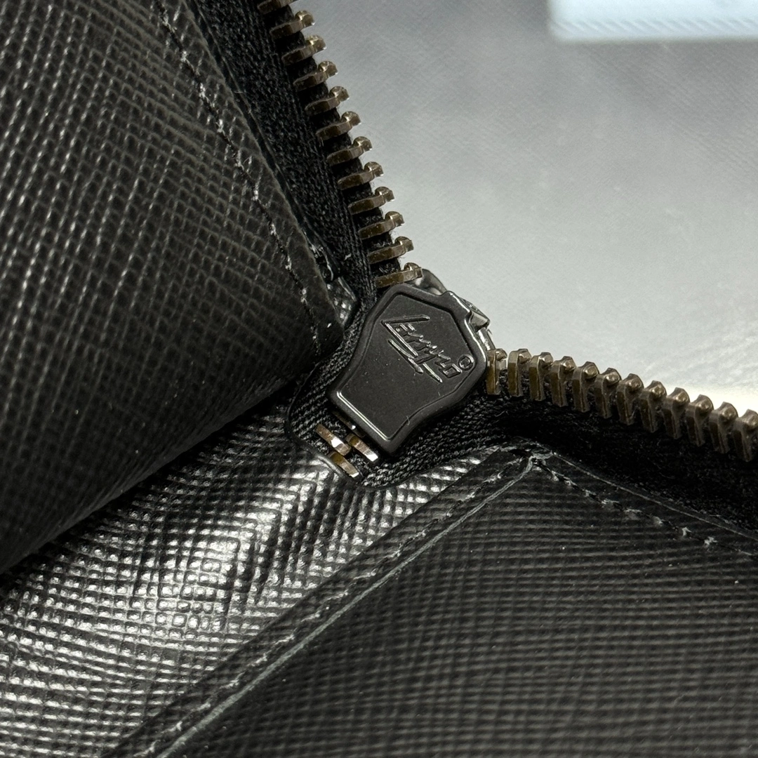 Genuine Prada Wallets Purse