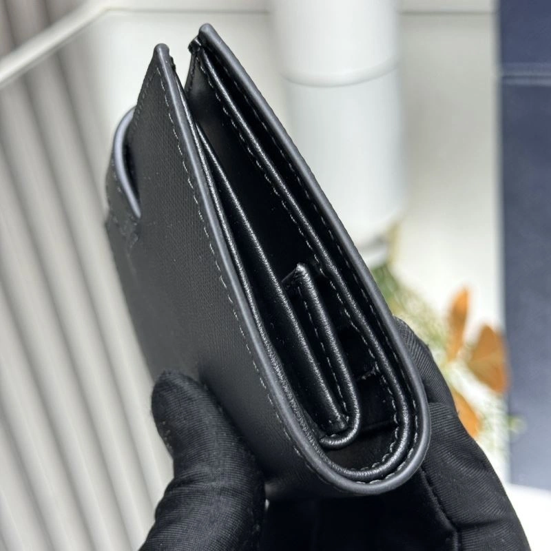 Bargain Prada Wallets Purse