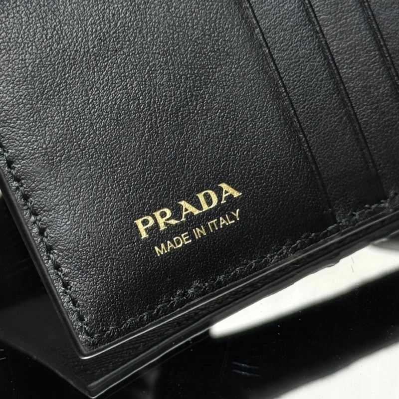 Bargain Prada Wallets Purse