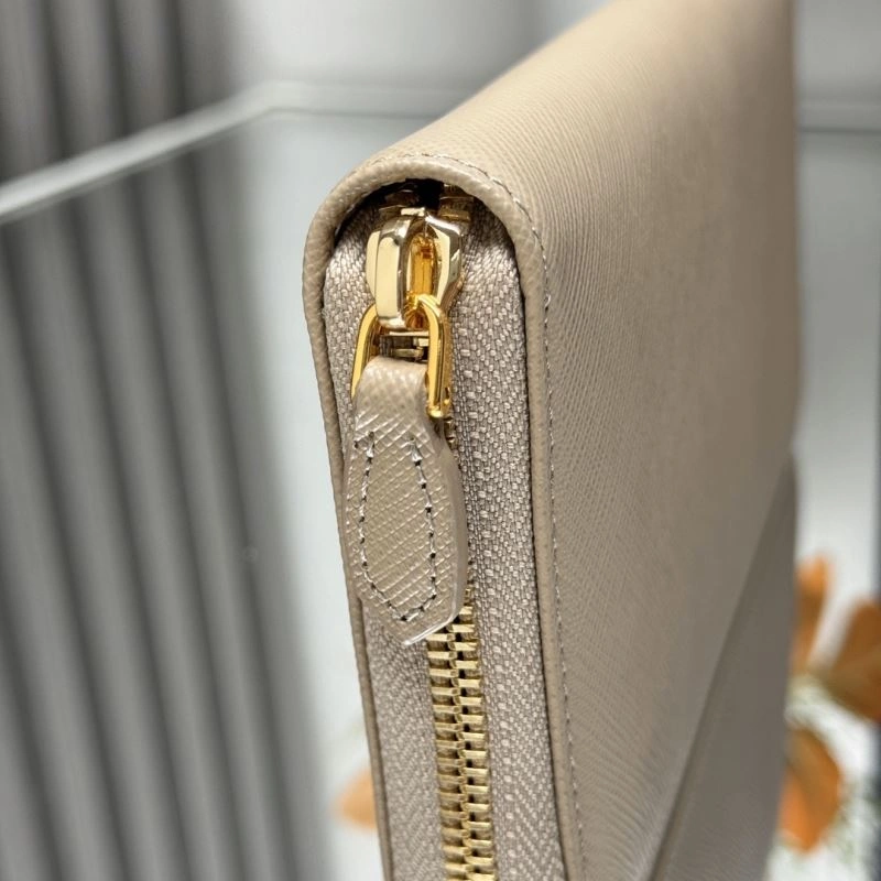Official Prada Wallets Purse