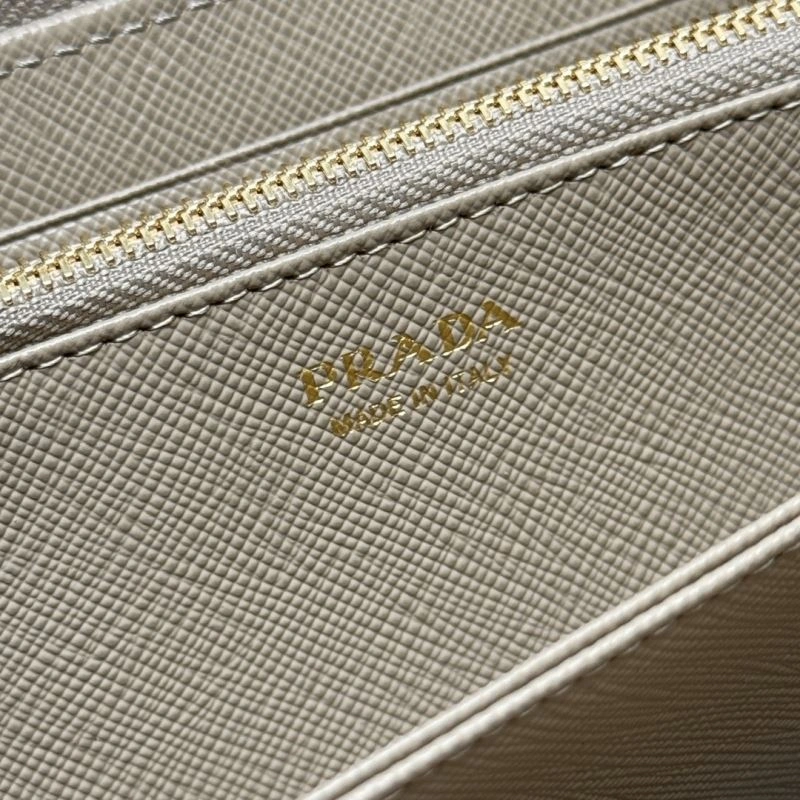 Official Prada Wallets Purse