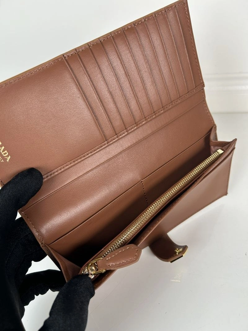 Cut-rate Prada Wallets Purse