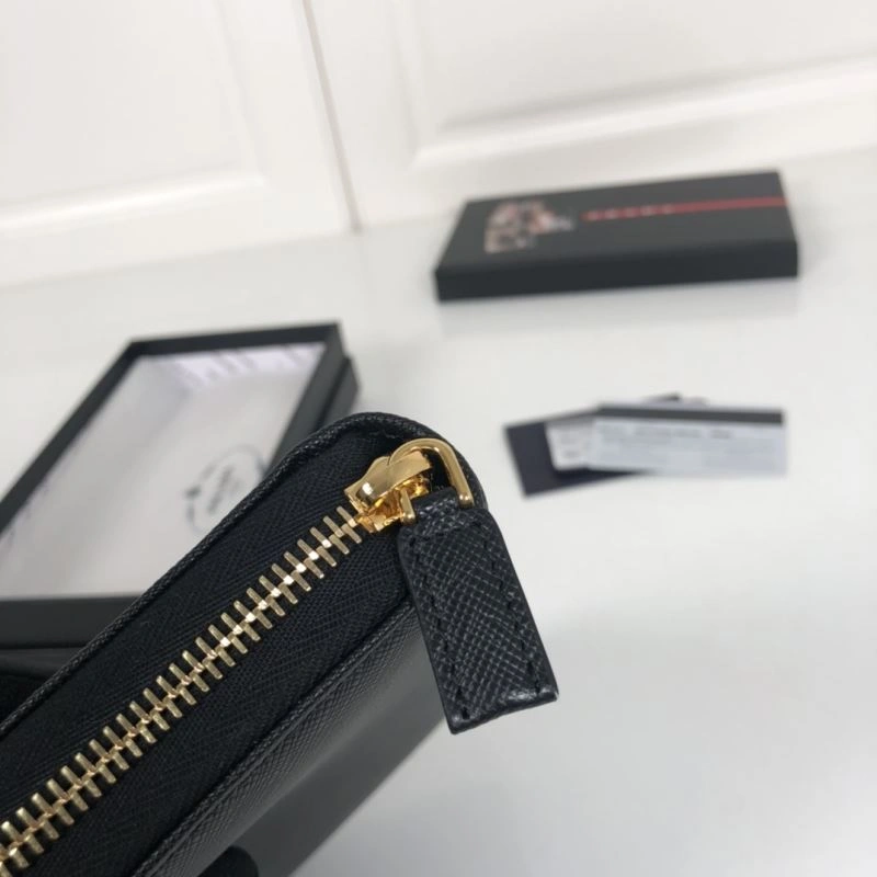 1:1 copy Prada Wallets Purse