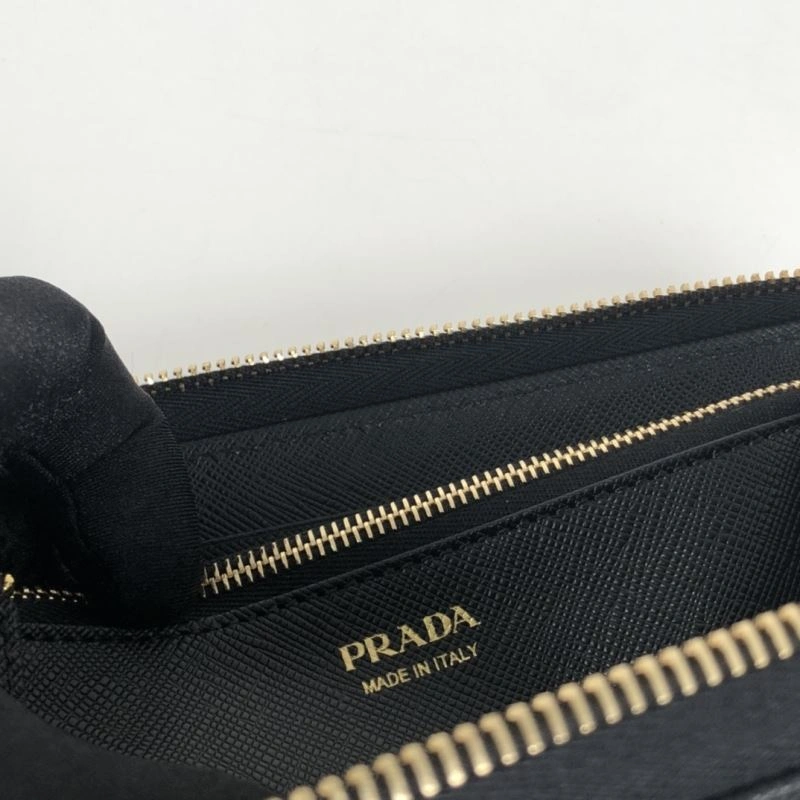 1:1 copy Prada Wallets Purse